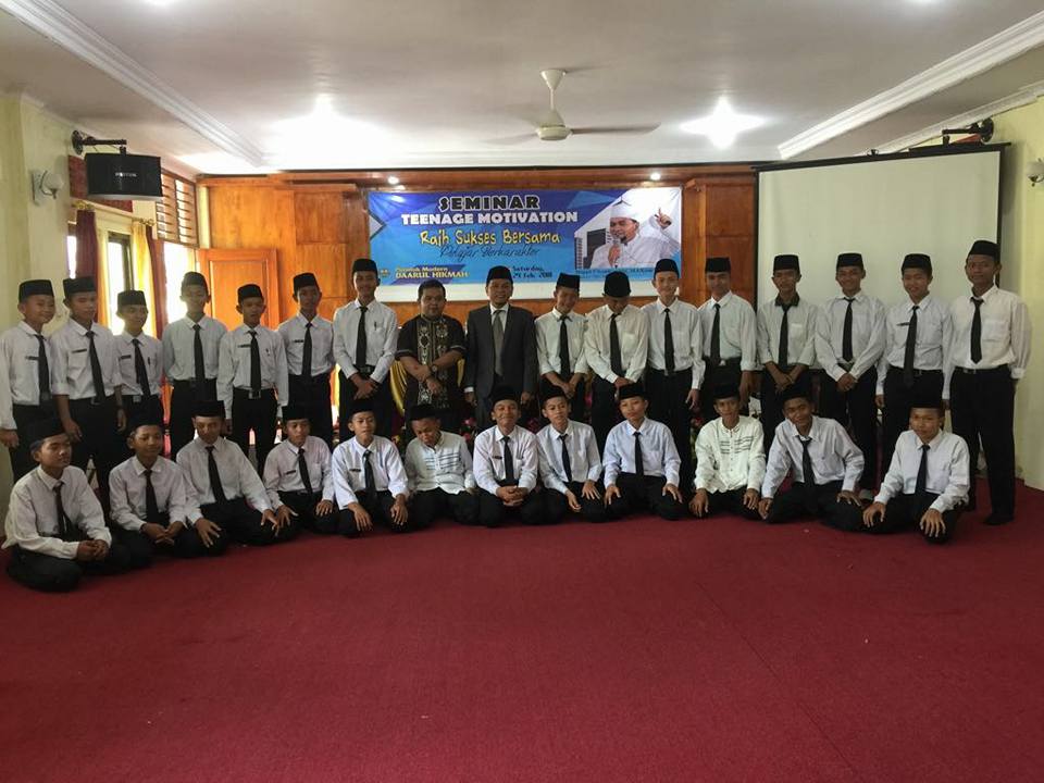 Seminar Teenage Motivation – Pondok Modern Daarul Hikmah