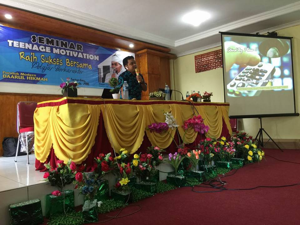 Seminar Teenage Motivation – Pondok Modern Daarul Hikmah